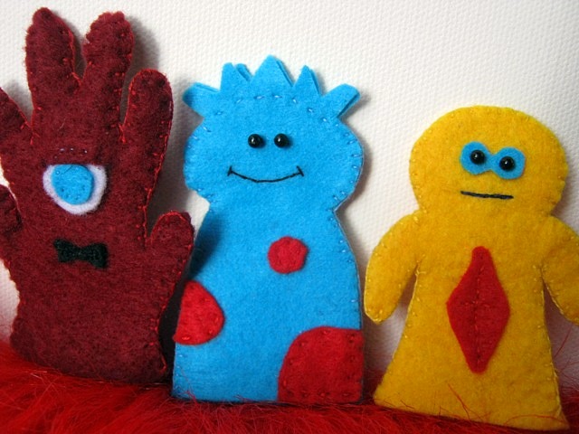 Creative Animalia Daily: Alien Finger puppets - Day 64-66