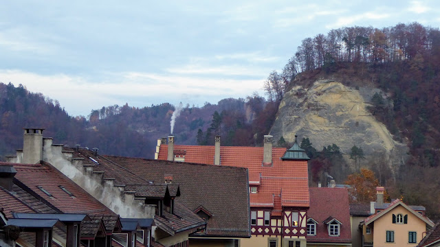 Museum Franz Gertsch & Lichtshow am Bundeshaus (Burgdorf & Bern) – Wandern mit Freunden