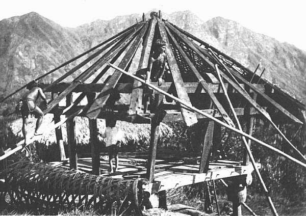 100 MILE HOUSE: Indigenous Houses Of The Philippines