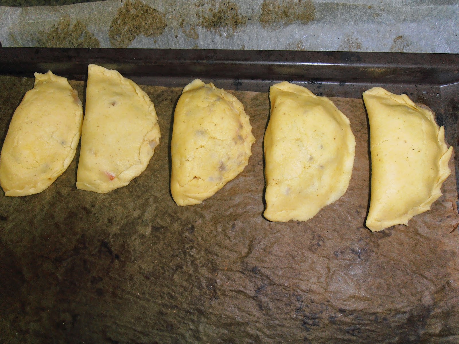 DELIKASERO: Empanadas de harina de maíz con carne