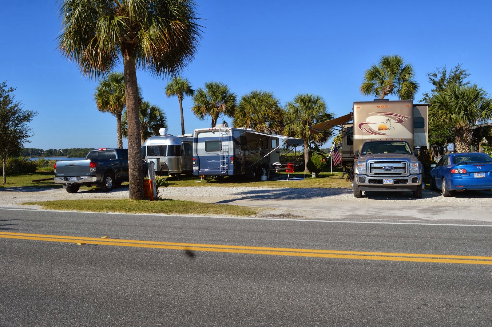 On the Road with Bill, Bunky and the Booze: Low-Key Hideaway, Cedar Key, FL