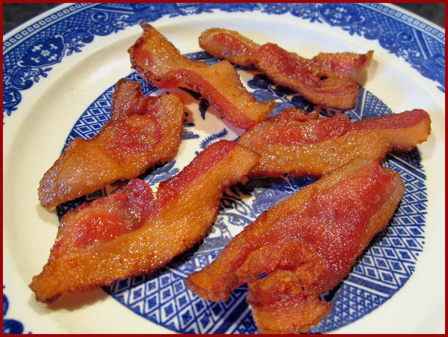 Fat Johnny's Front Porch: Face Bacon