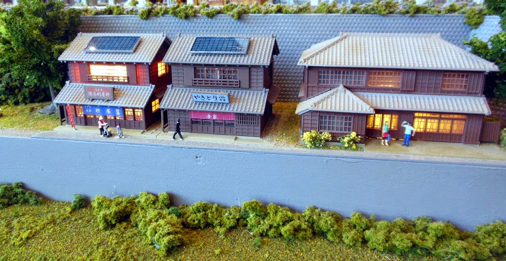 Tokyo in N Scale: The layouts at the new Kato Store