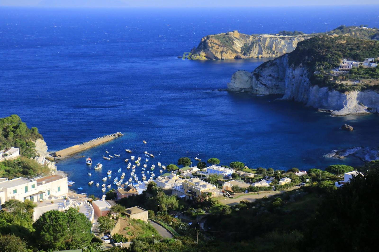 Frammenti di Ponza: Una bella poesia dedicata a Ponza
