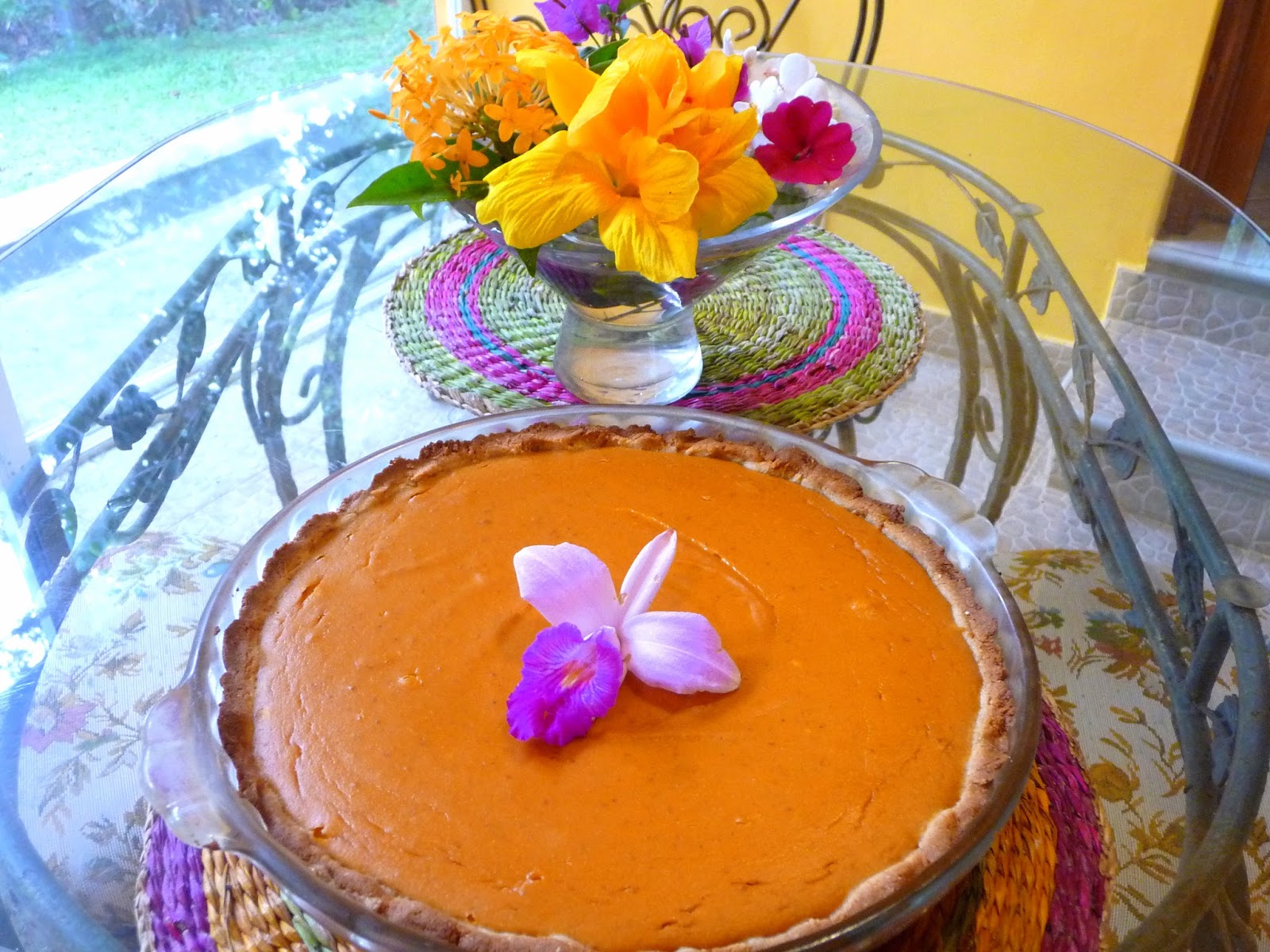 DEEP-DISH ALMOND PUMPKIN PIE
