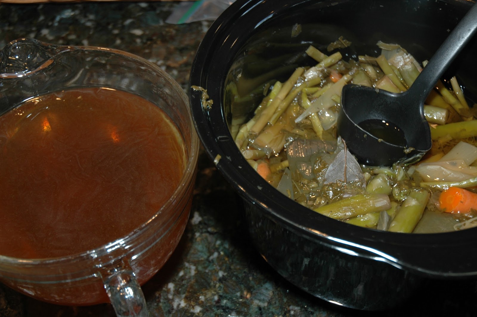 Sue's Kitchen Digest: Homemade Vegetable Broth