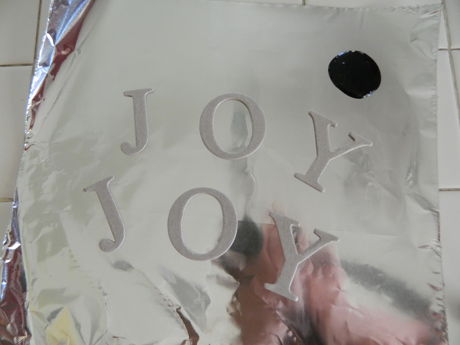 Hawes Mom: Re-purposing Wine Bottles