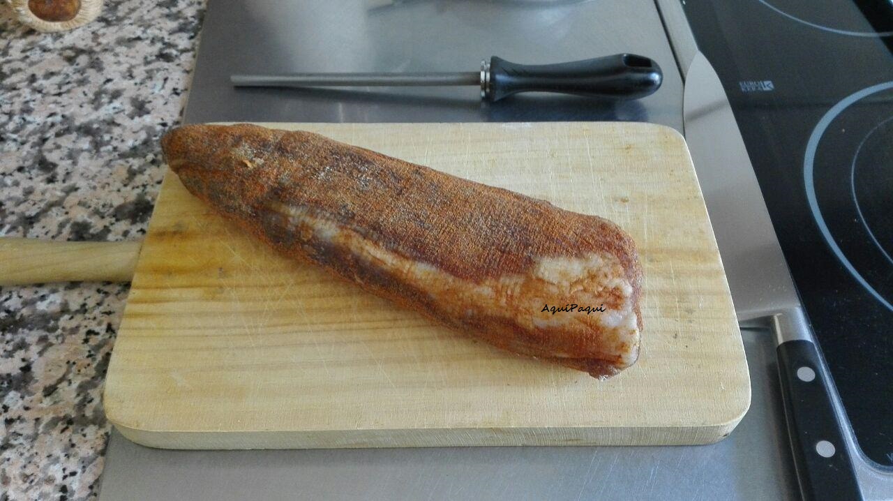 Lomo de cerdo curado en frigorífico