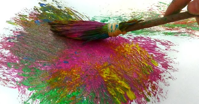 Totally Tutorials: Tutorial - How to Make Natural Paint Brushes