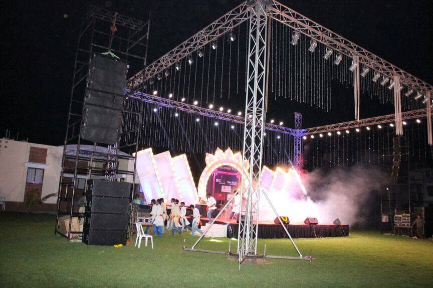aawaz sound & light system: Truss Stage System