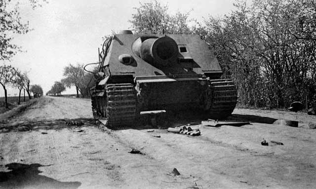 World War II in Pictures: Sturmtiger, Fearsome Assault Gun of World War II