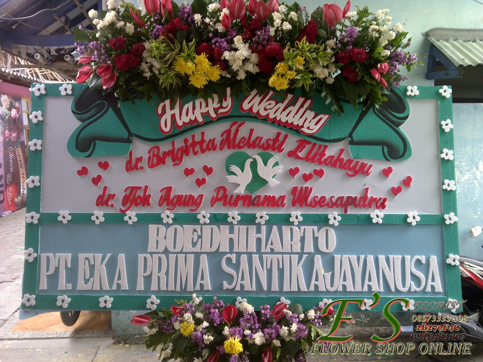 Papan Bunga Happy Wedding | E'S Florist Lamongan