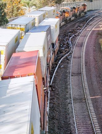 MEC&F Expert Engineers : SEVERE TRACK DAMAGE WHEN A 2-MILE LONG BNSF ...