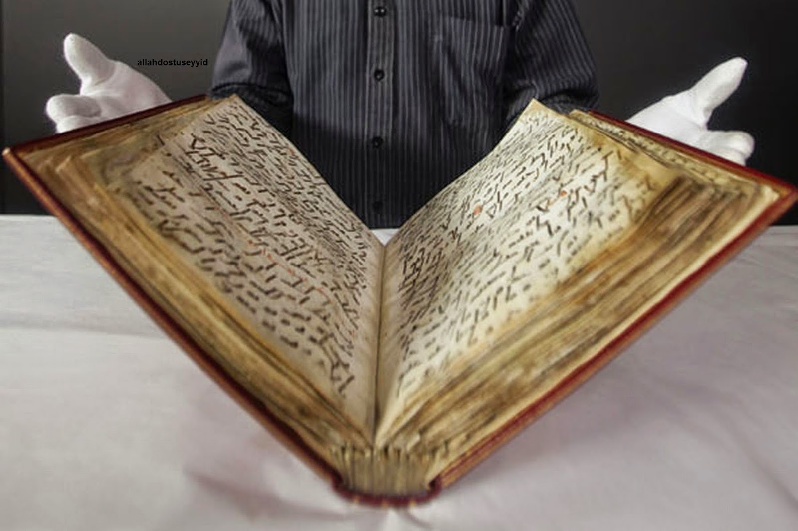 KURAN'IN ÖZETİ: ORJINAL KURAN QURAN