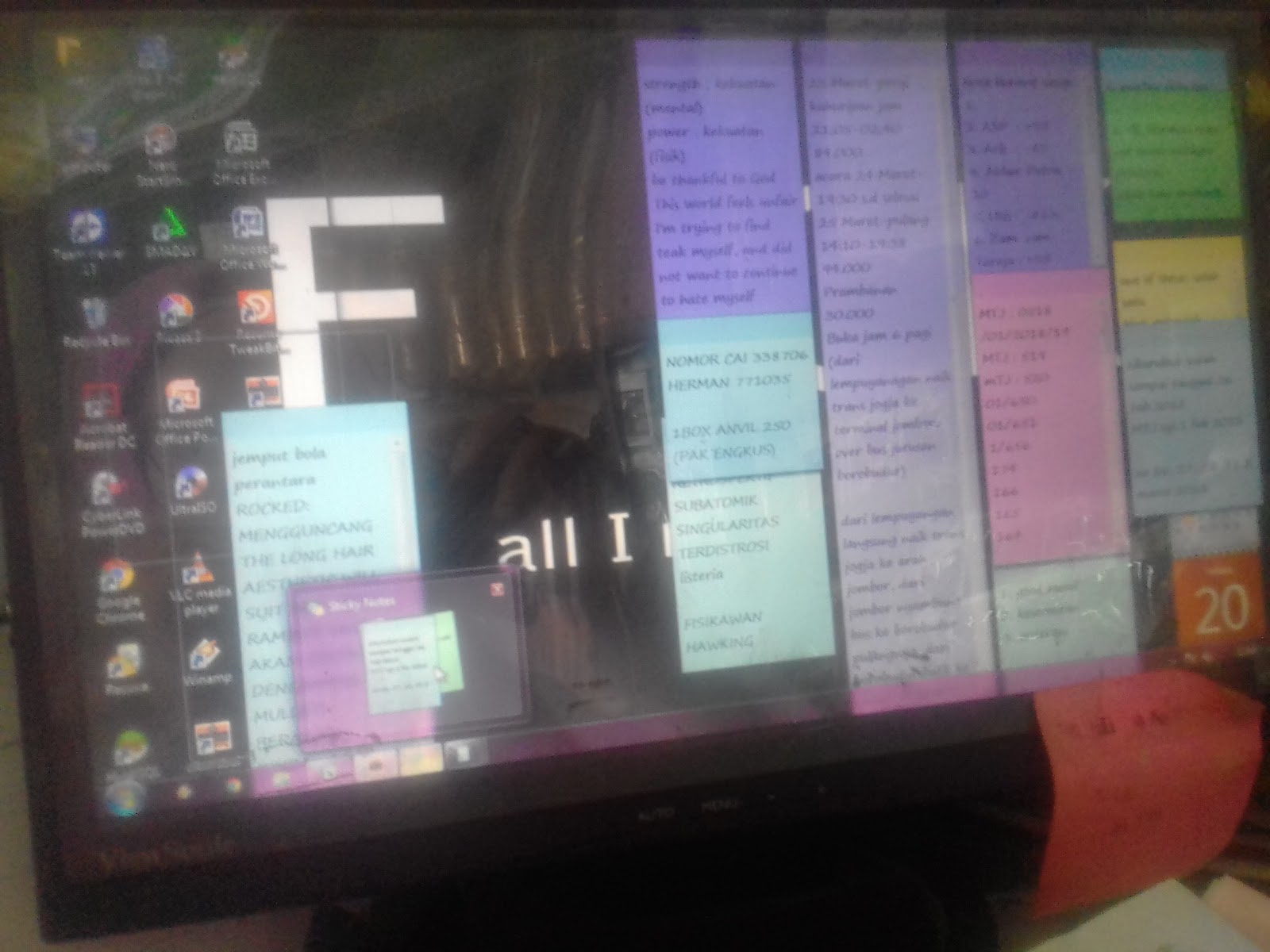 Stiky Notes, Aplikasi kantoran yang cocok buat Pelupa | Akses Data Seru