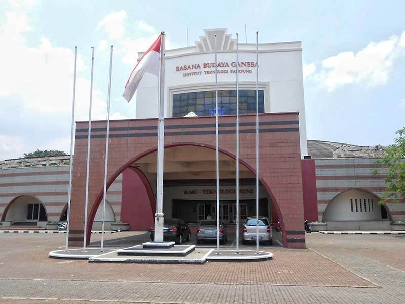 PAKET JB02 - MUSEUM GEOLOGI - SABUGA - CIHAMPELAS