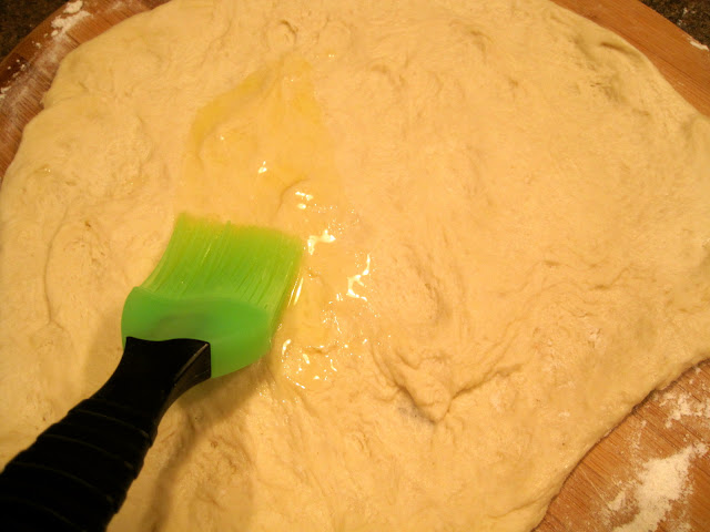 Mrs. Schwartz's Kitchen: Homemade Cinna Sticks