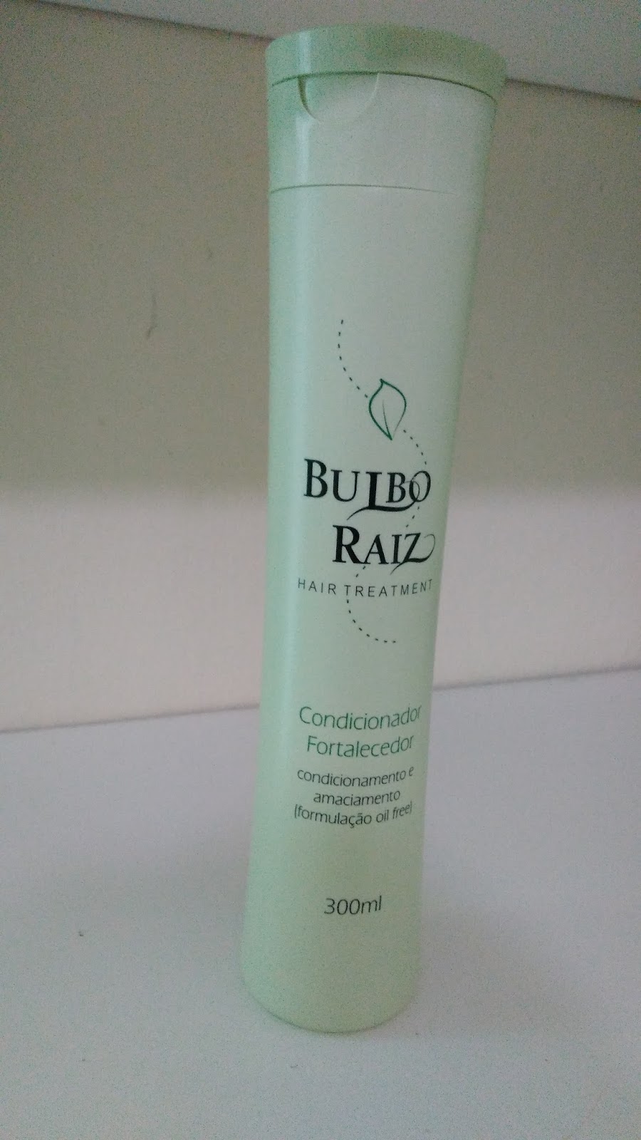 Juliana Adelino: Resenha kit Bulbo Raiz thm distribuidora