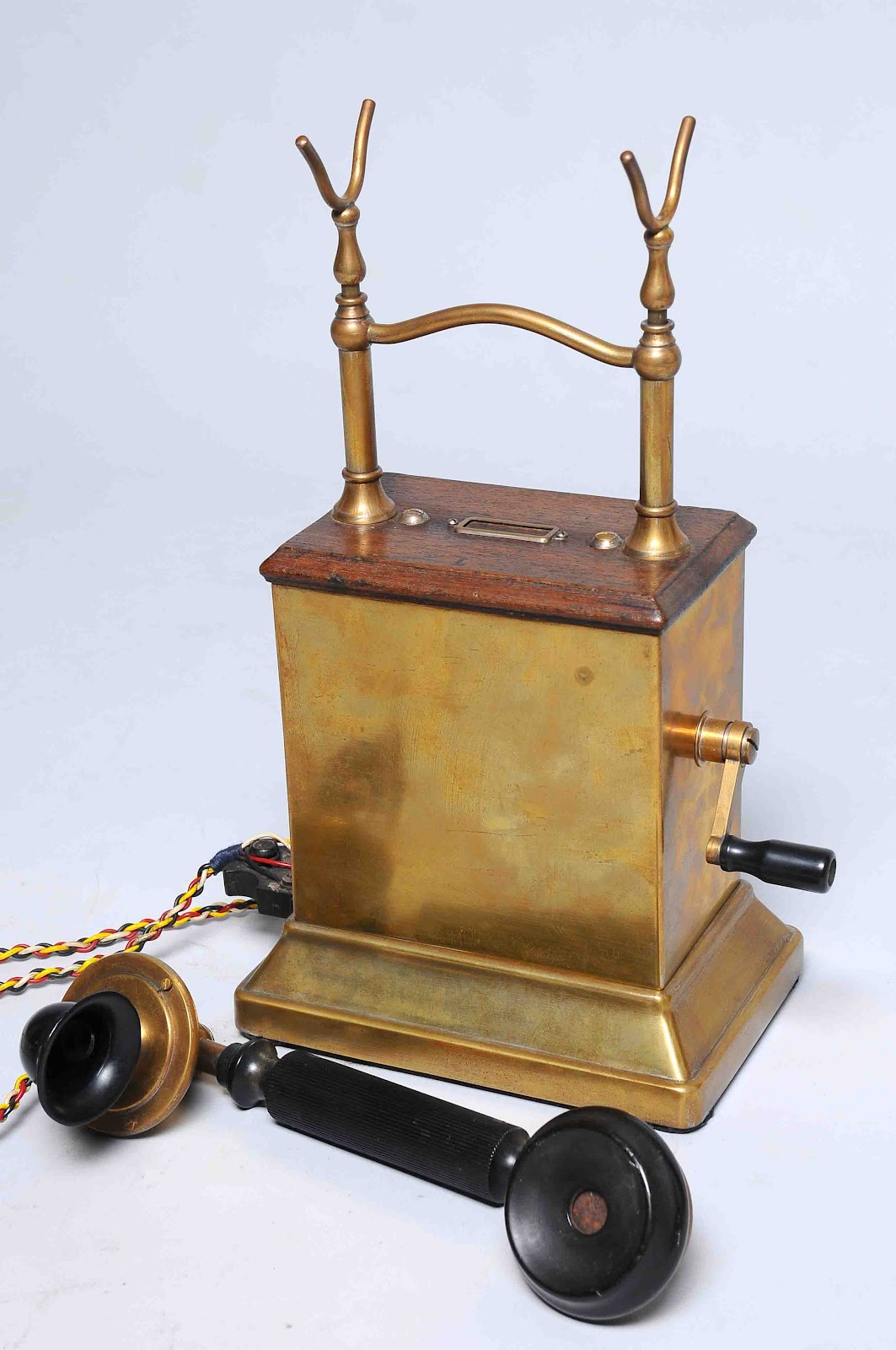 Old Vintage Gallery: Ericsson Magneto Telephone Circa 1910-1920