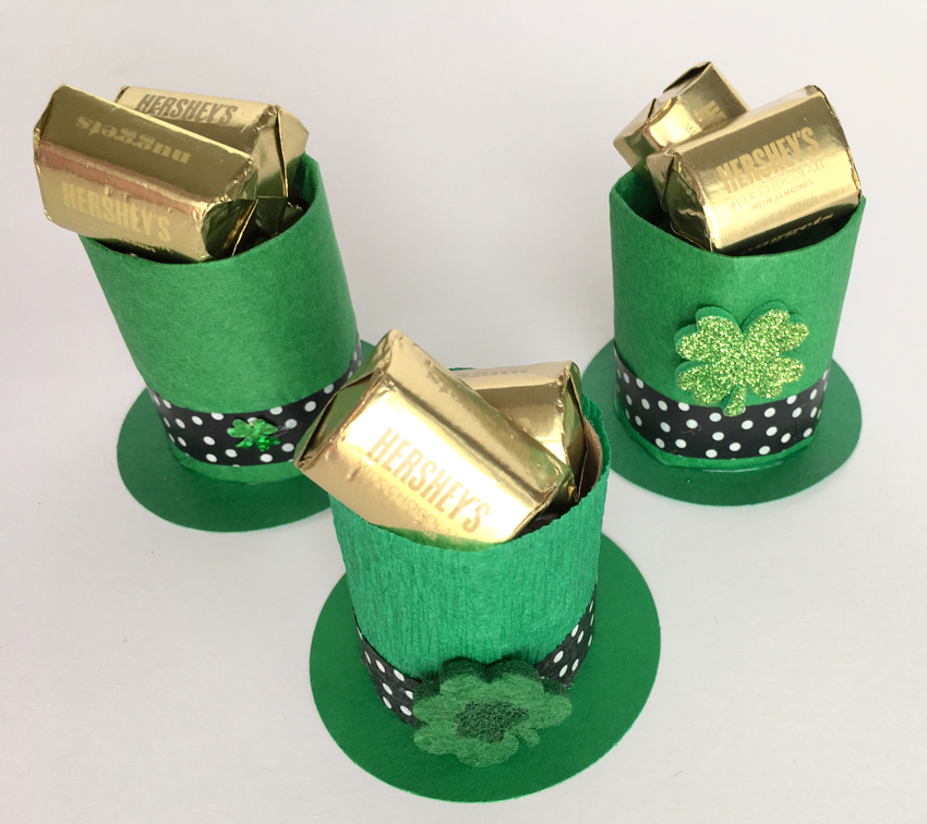 {DIY Tutorial} Mini St. Patrick's Day Leprechaun Hat | BellaGrey Designs