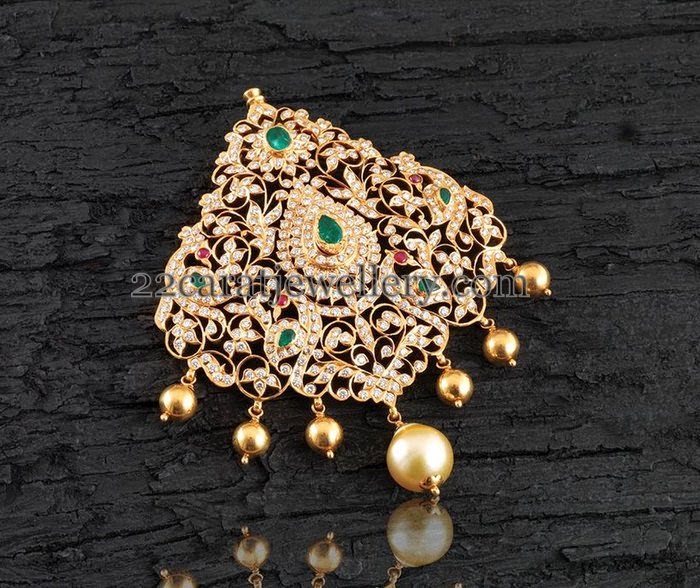 Exclusively Crafted Diamond Locket - Jewellery Designs