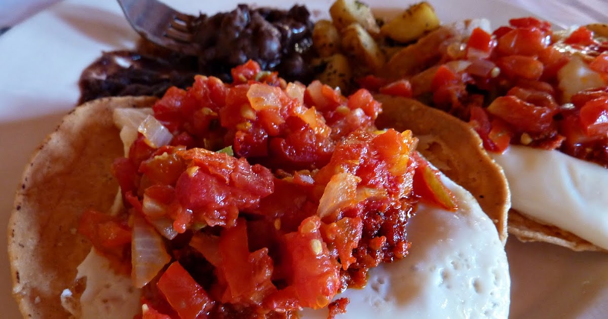 Dance While You Cook: Huevos Rancheros