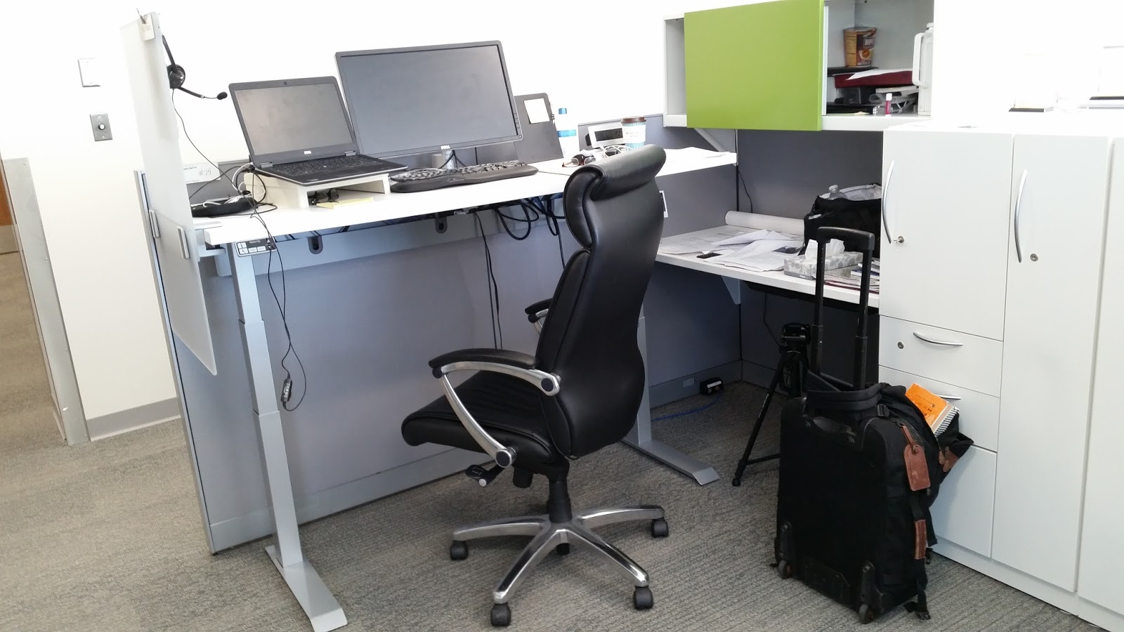 DEHS UMN Ergonomics: Workrite Electric Sit Stand Table at TCEM