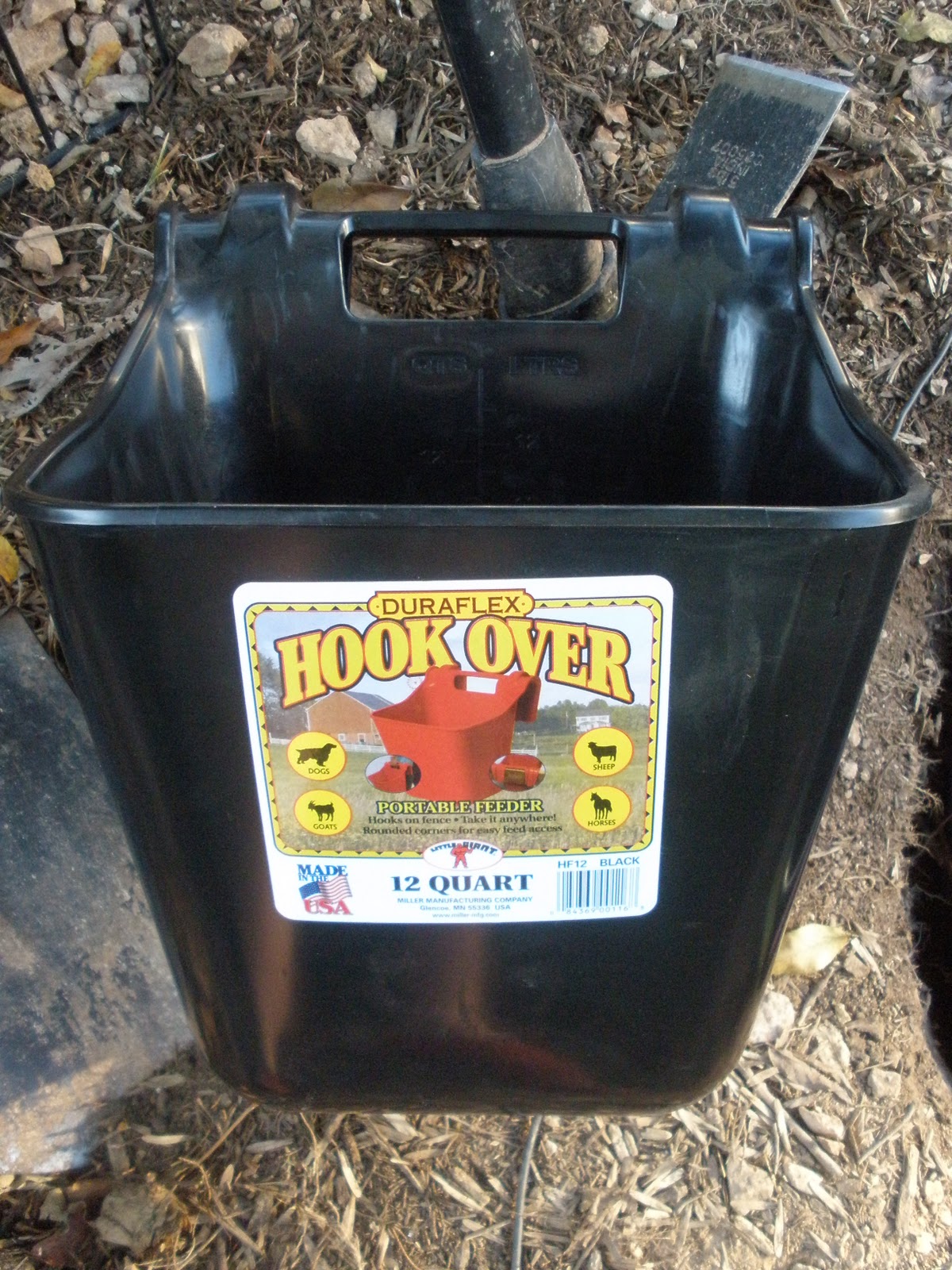 Casa Mariposa: Muck Bucket Frog Pond