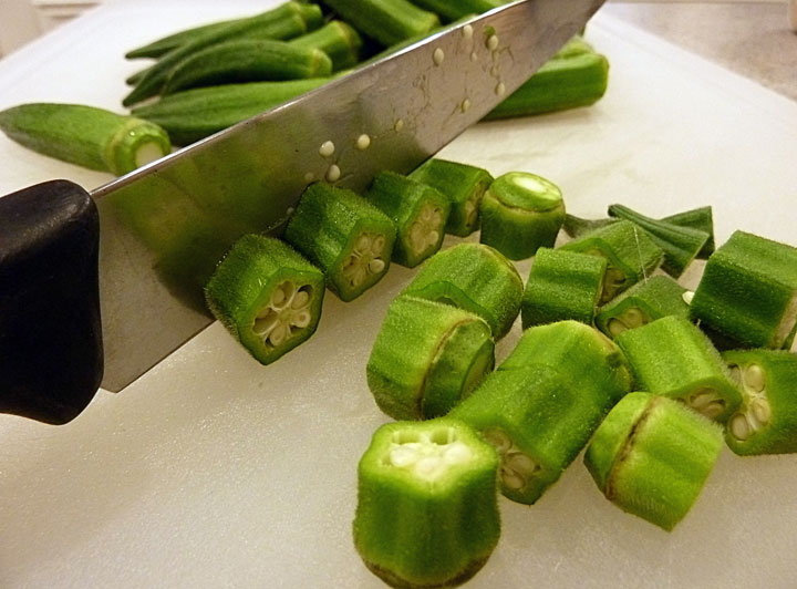 Fluffy Chix Cook: Okra and Tomatoes a Southerner's Summer Love