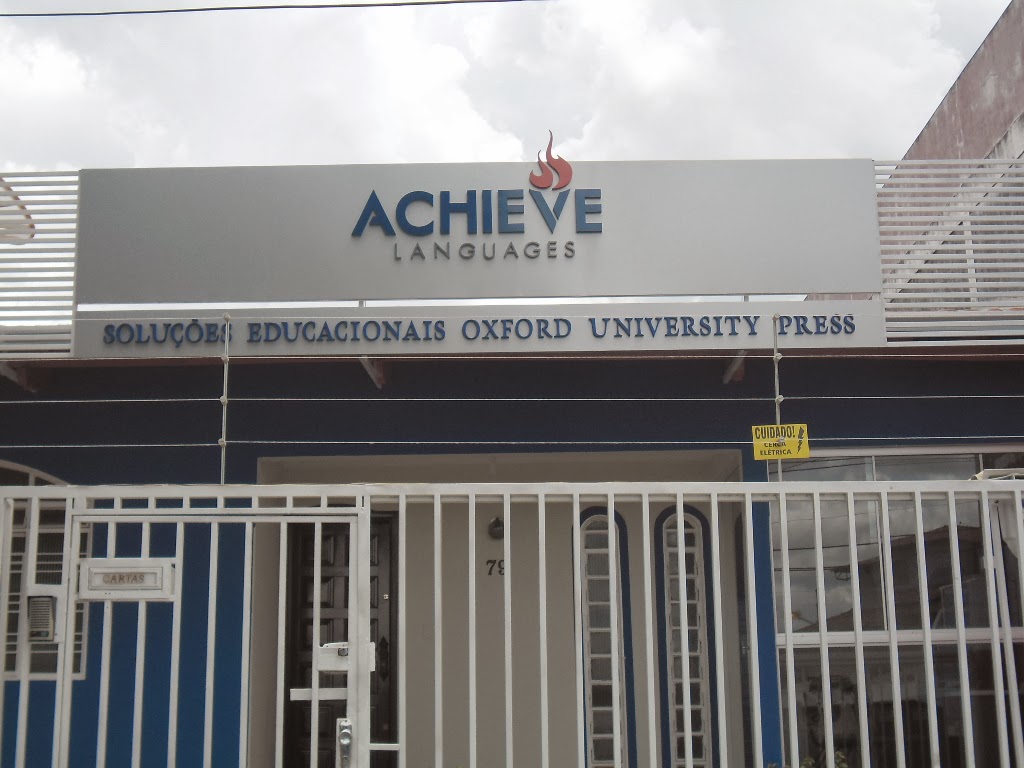 (62) 3292-4883 - Adesivos de vitrine, Placas, Banners, Letras caixa e ...