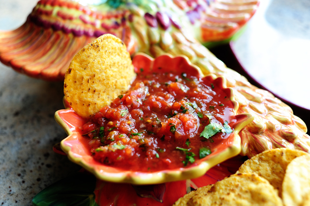My Sister's Kitchen: Restaurant Style Salsa
