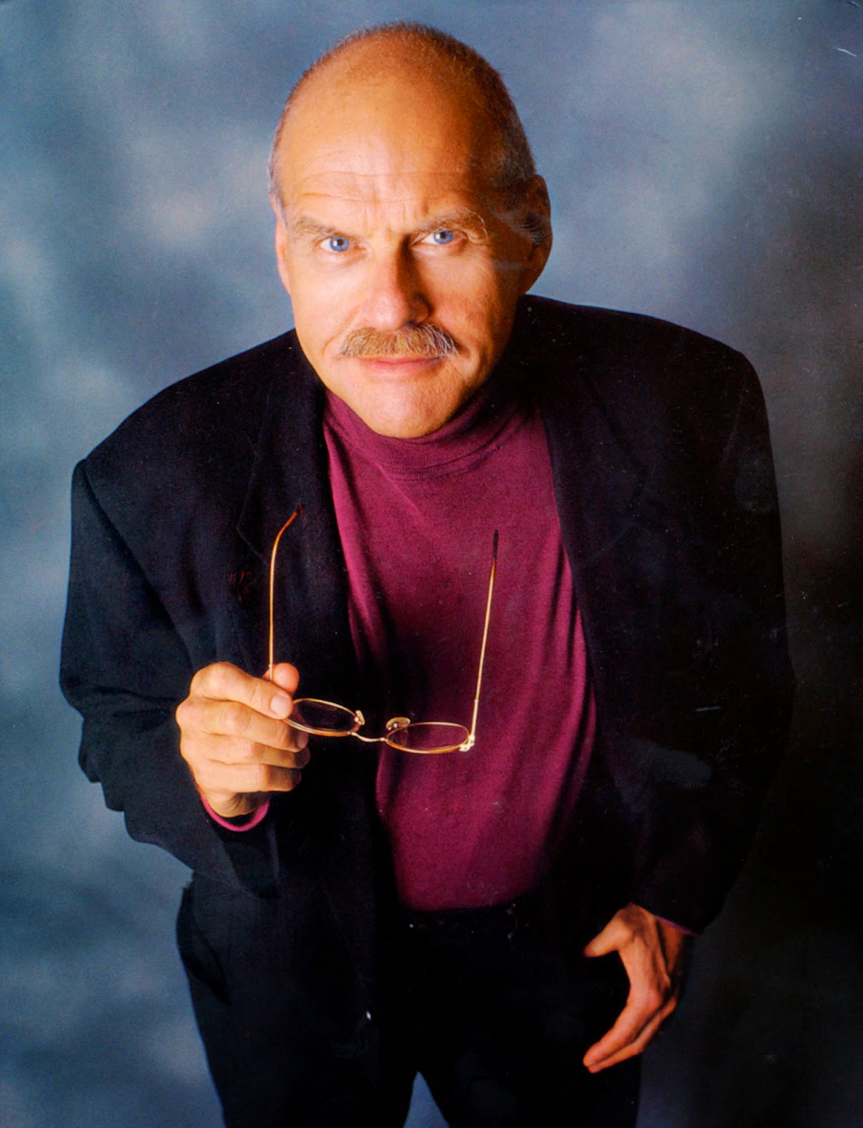 Dawn Reader: Sunday Sundries, 16