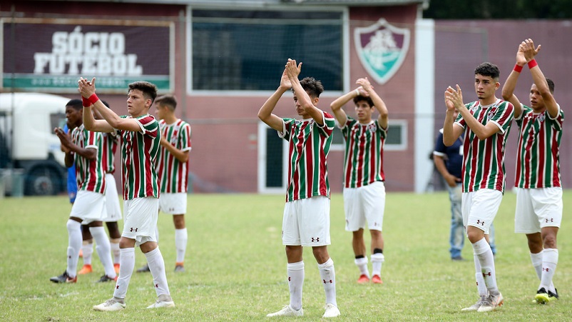 Base do Fluminense faz 7 x 2 no Corinthians no agregado, e se ...