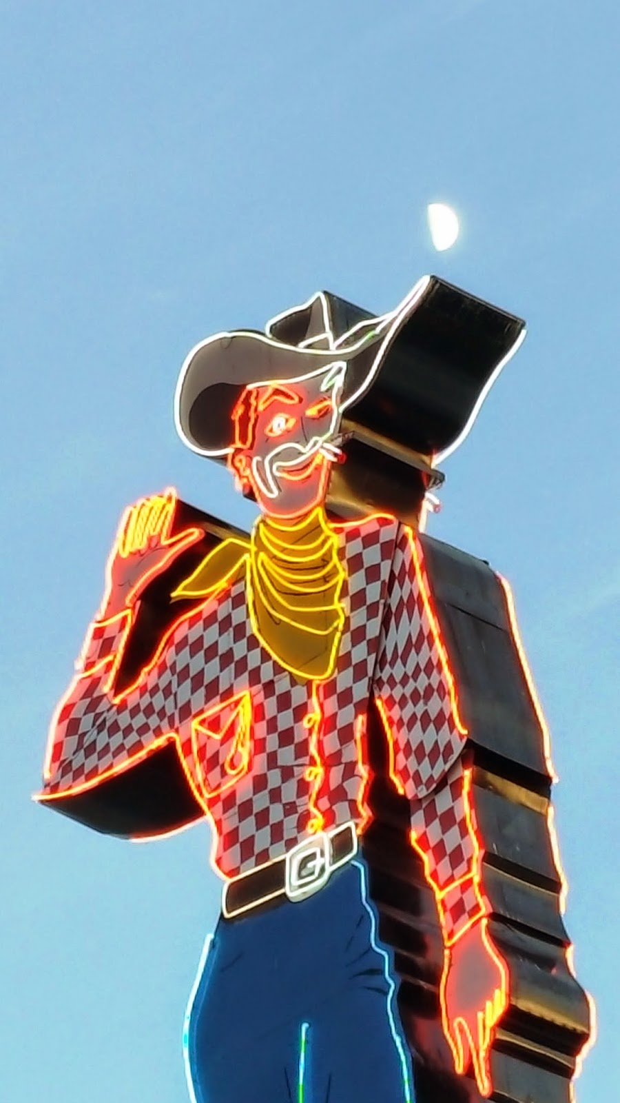 Laughlin Buzz: Shocking sight at the Pioneer Casino