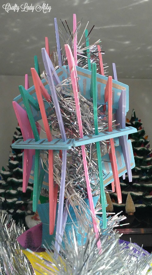 HOLIDAY DIY: Painted 3D Wood Star Tree Topper