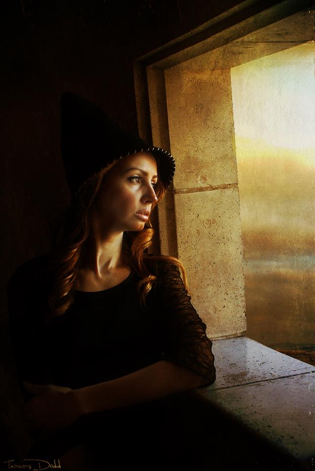 Cromofora La ( Paloma) Contemporary Art Gallery/Magazine: THOMAS DODD