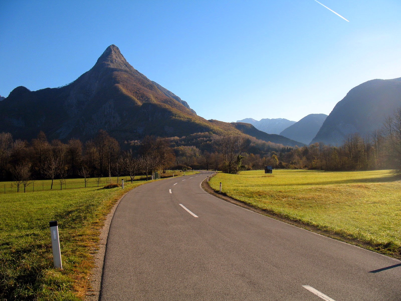 Svet pod lahkimi koraki: Svinjak