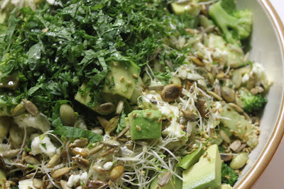 Green Gourmet Giraffe: Leon Superfood Salad