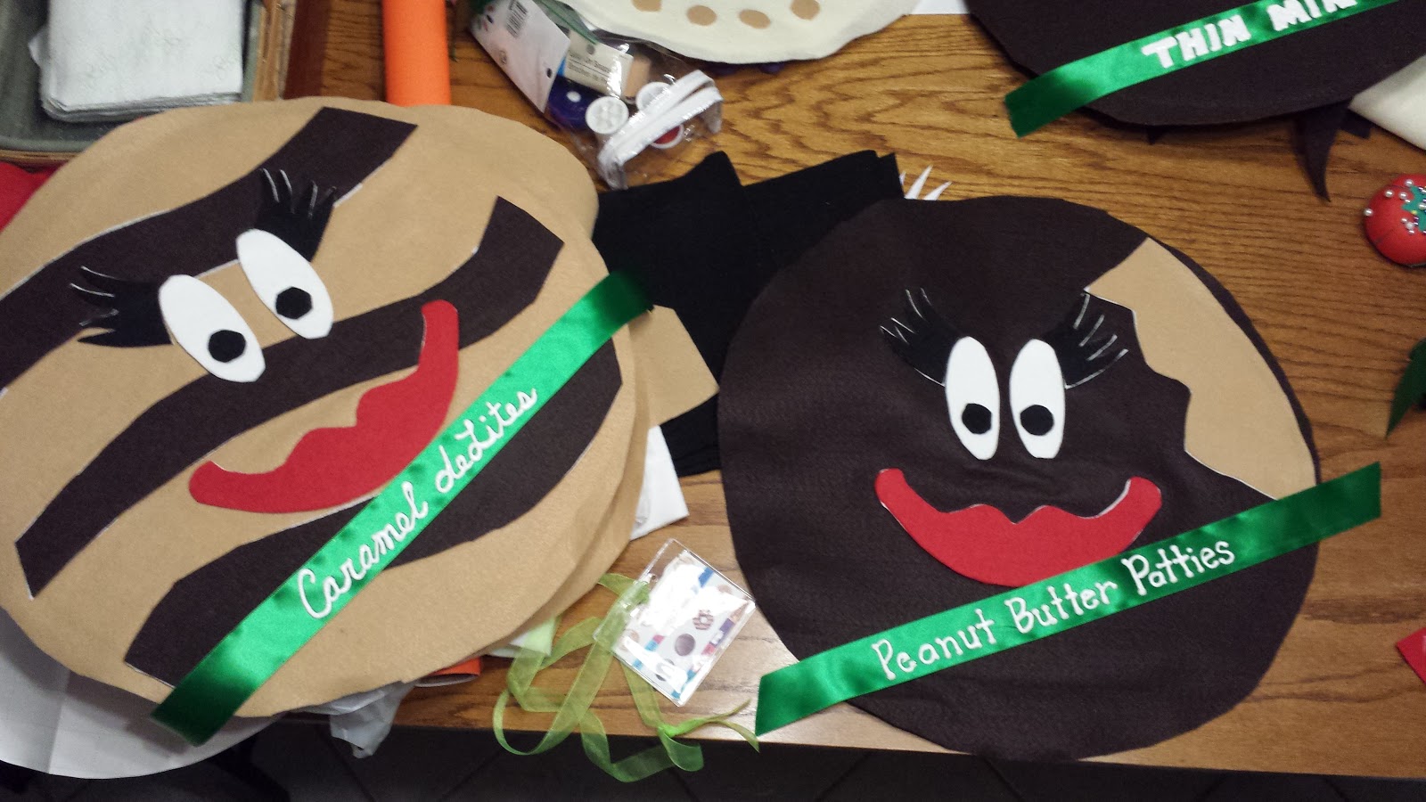 Everyday Eitings: #GirlScouts Cookies... Knee Deep