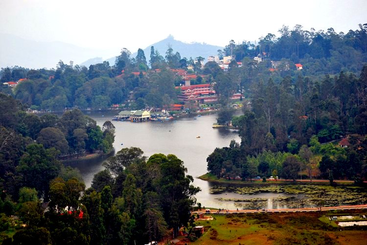 Tamilnadu Tourism: Upper Lake View Point, Kodaikanal