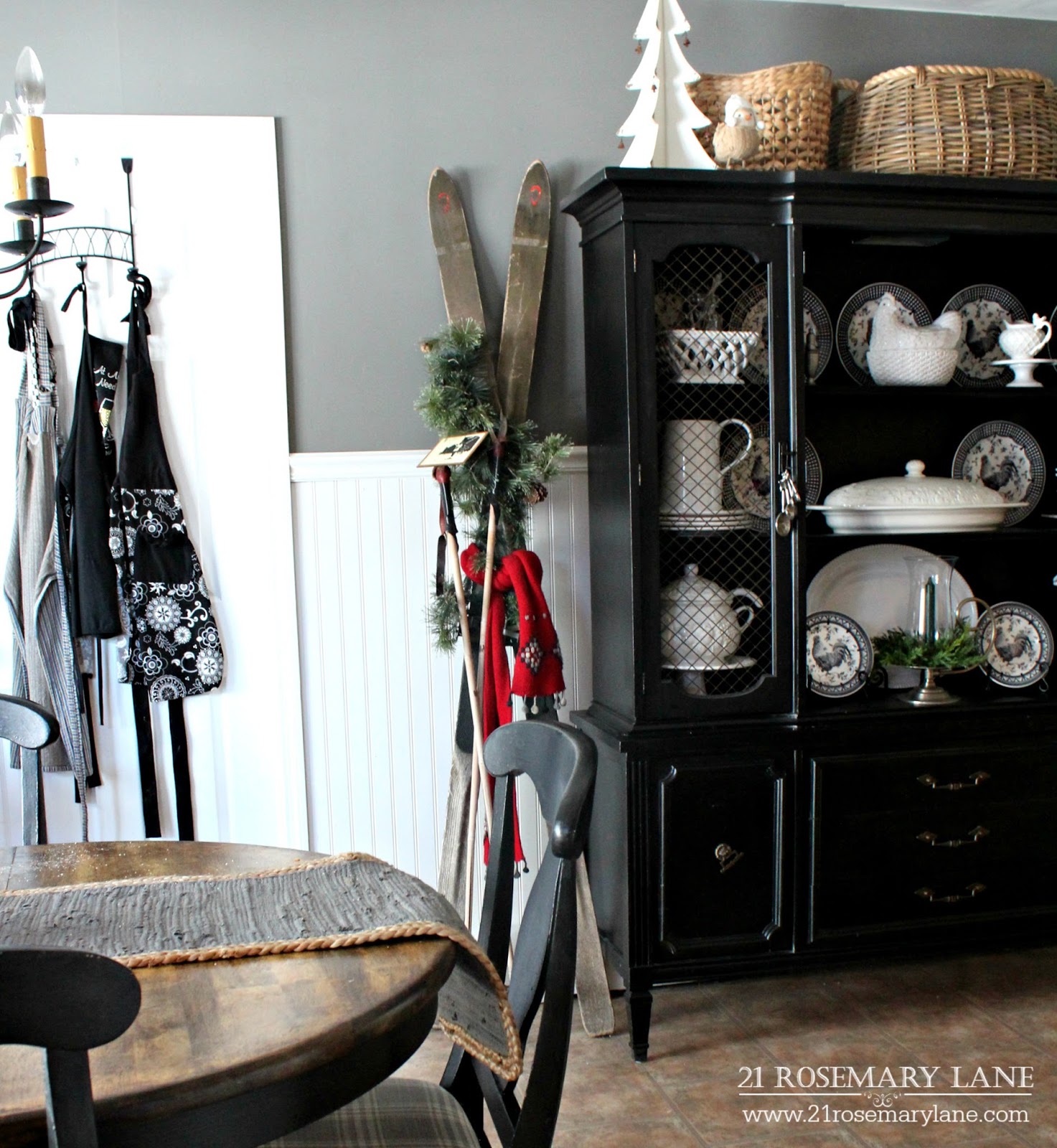 21 Rosemary Lane: Winter Decor with COLOR!!!!