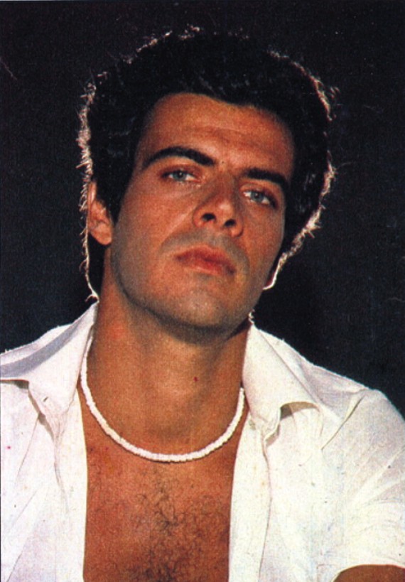 Astros em Revista: MARIO GOMES NAS NOVELAS