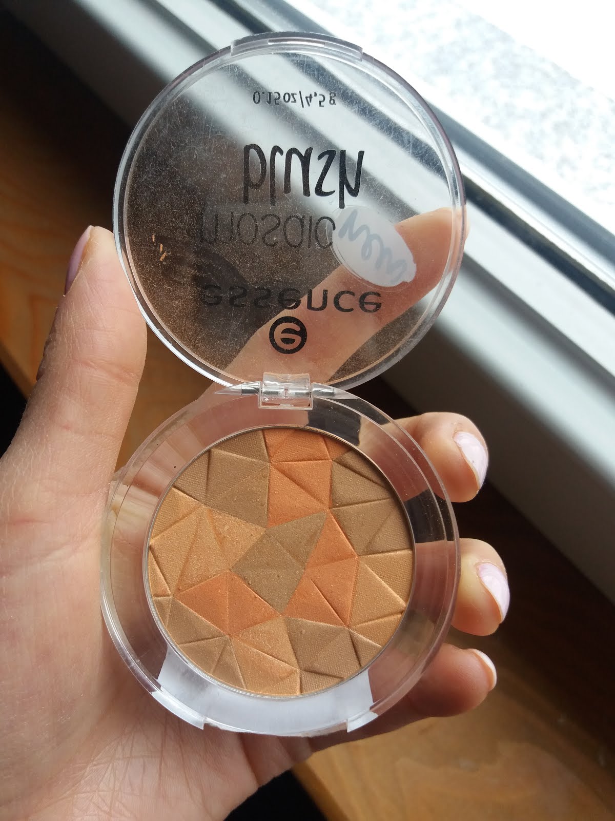 Watupkizzerandb: ESSENCE MOSAIC BLUSH/RUMENILO 30 KISSED BY THE SUN