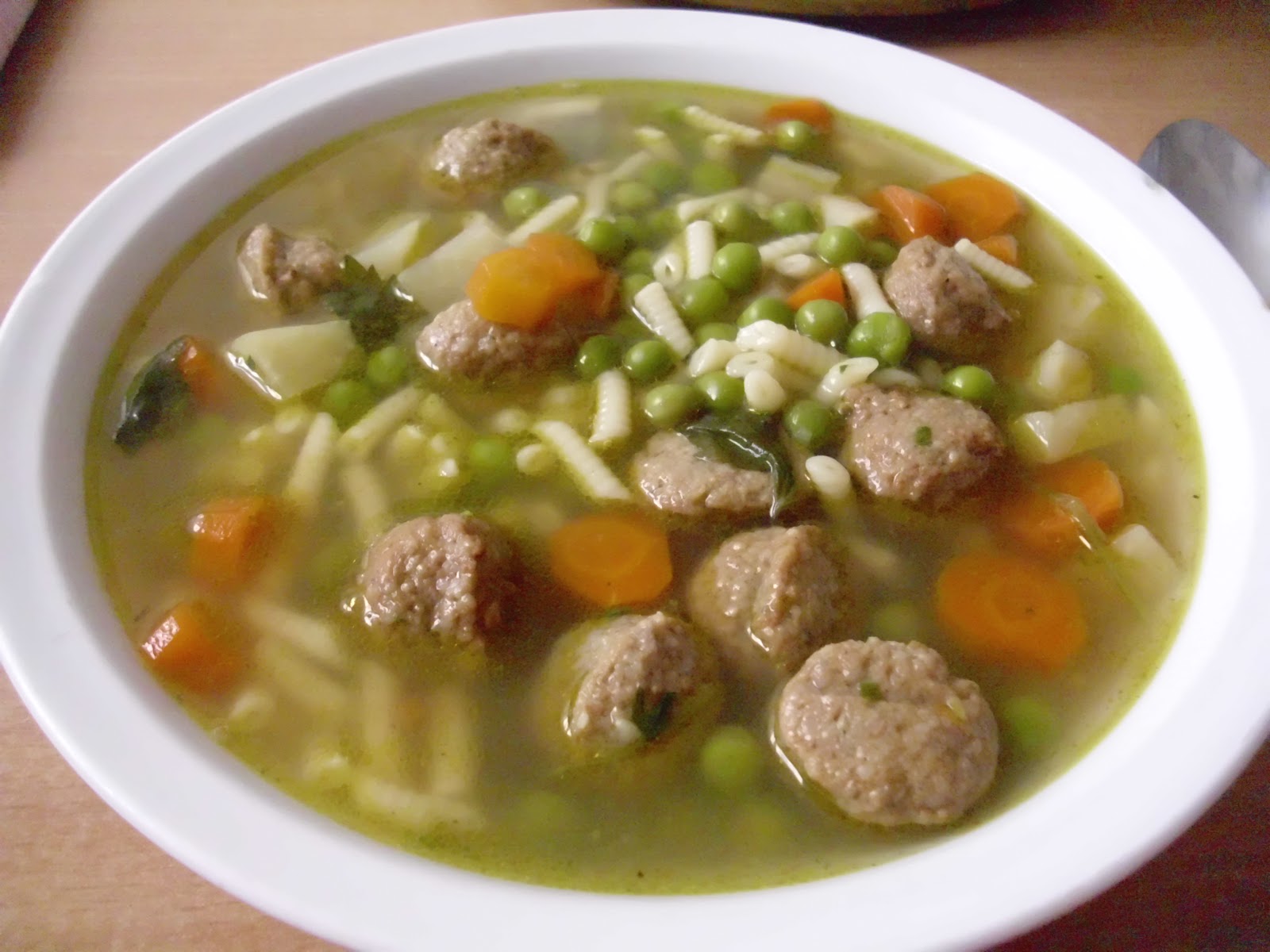 "Csak úgy, mint otthon": Májgombóc leves