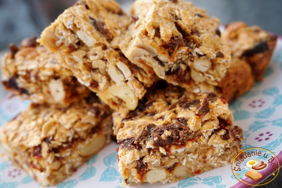 ...Pomysłowe i pyszne śniadania!: Energetyczne batony owsiane z ...