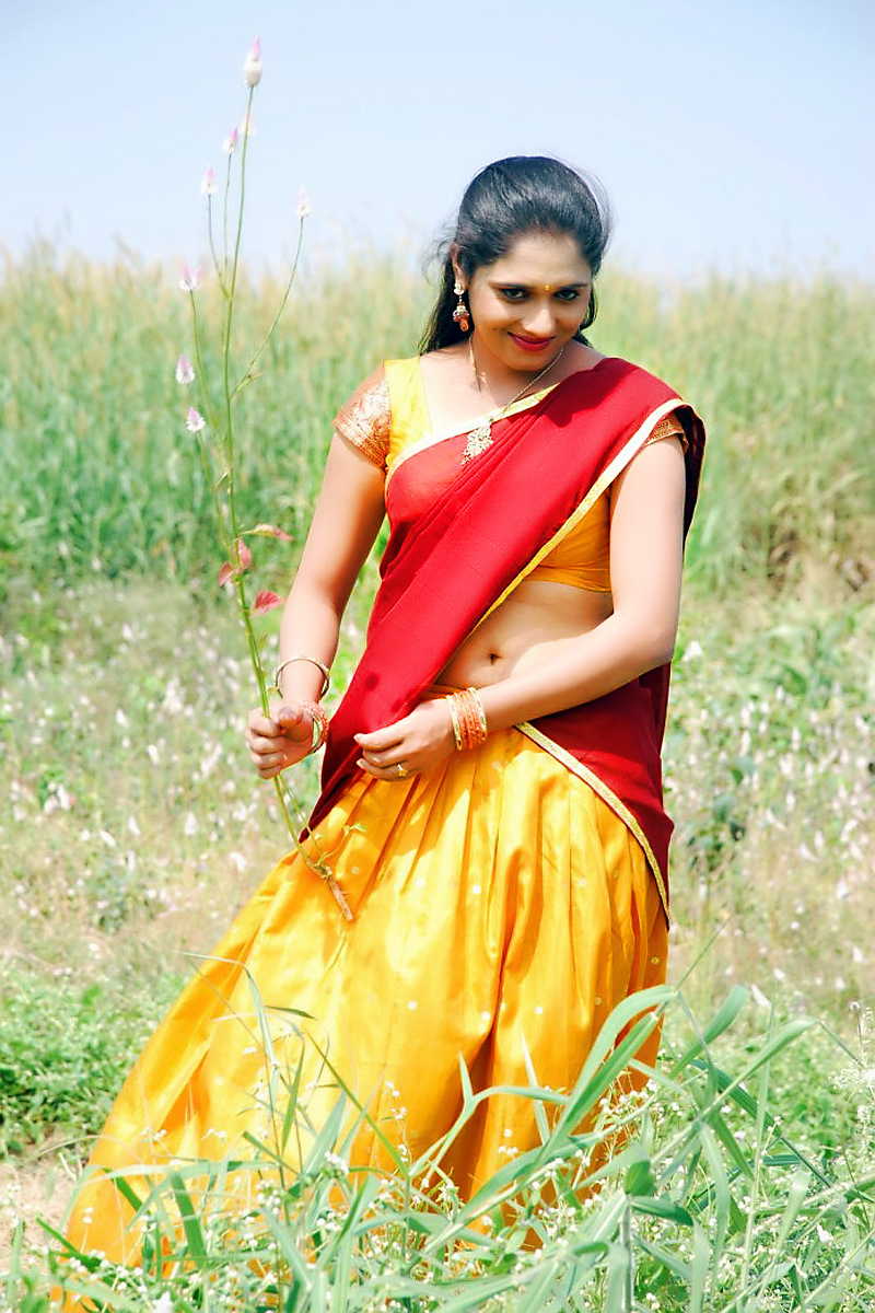 Geetha malayalam actress hot pics - victorypag