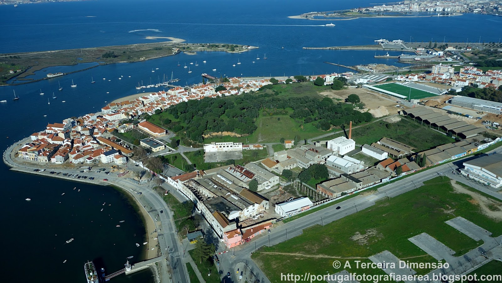A Terceira Dimensão: Seixal