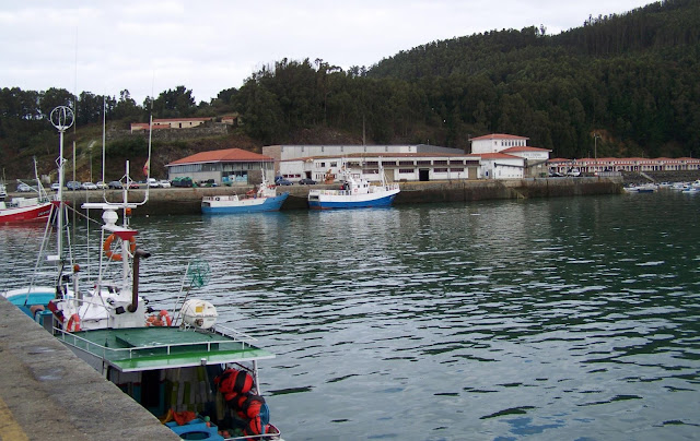 Visiones de Ferrolterra: Monumento a la mujer del pescador, Cedeira
