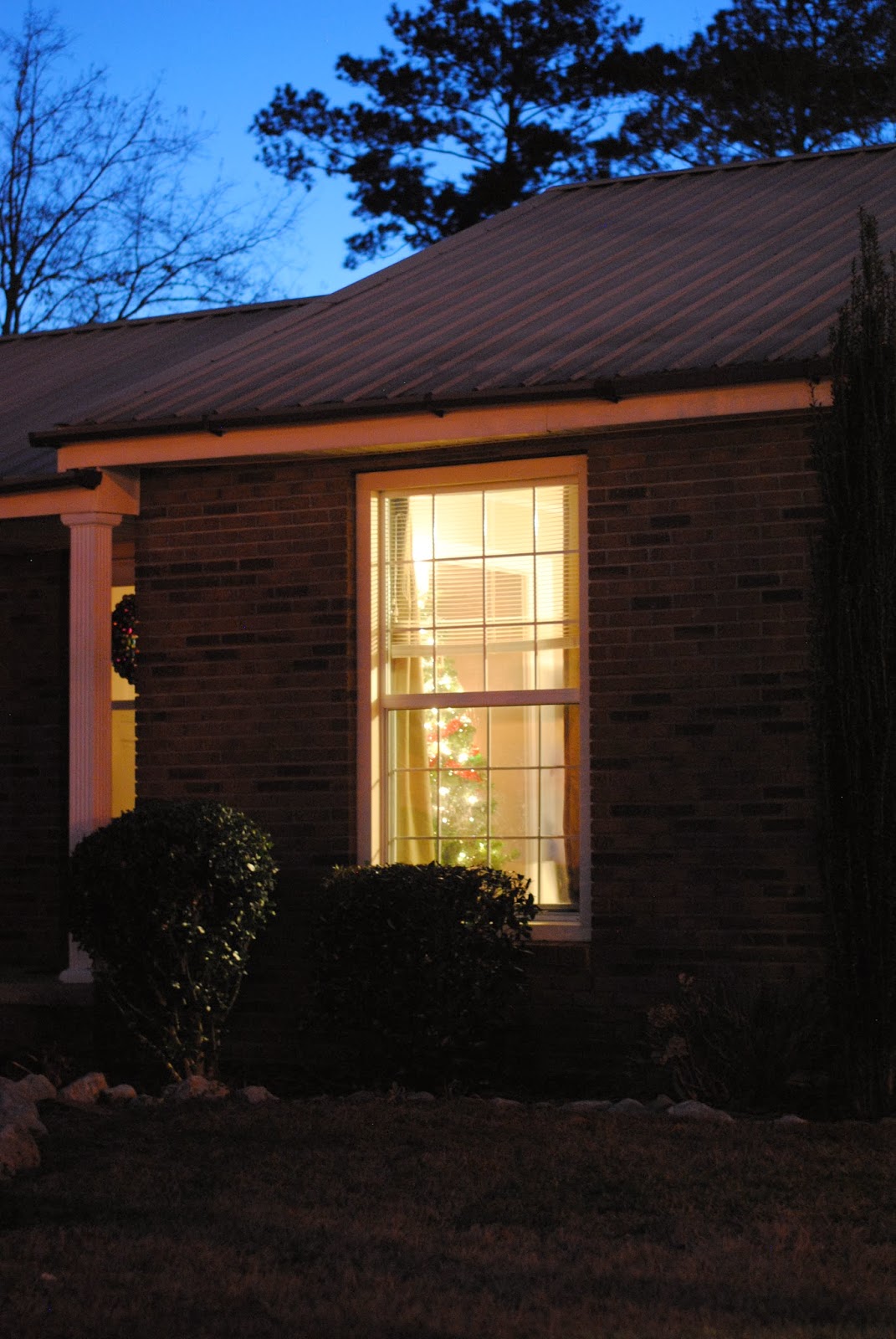 Double M Photography: Lighted Window | Day 9 of 365