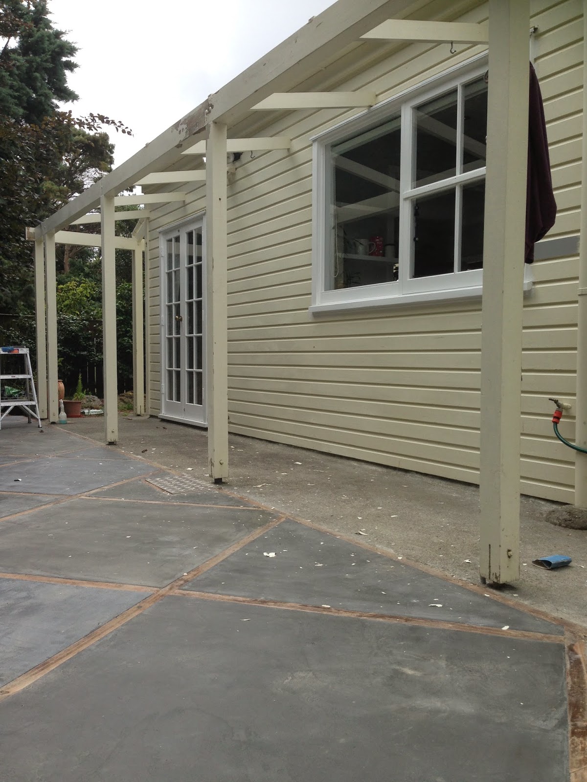 Colonial Revival - Our Churton Abode: House Painting.... Weatherboards ...